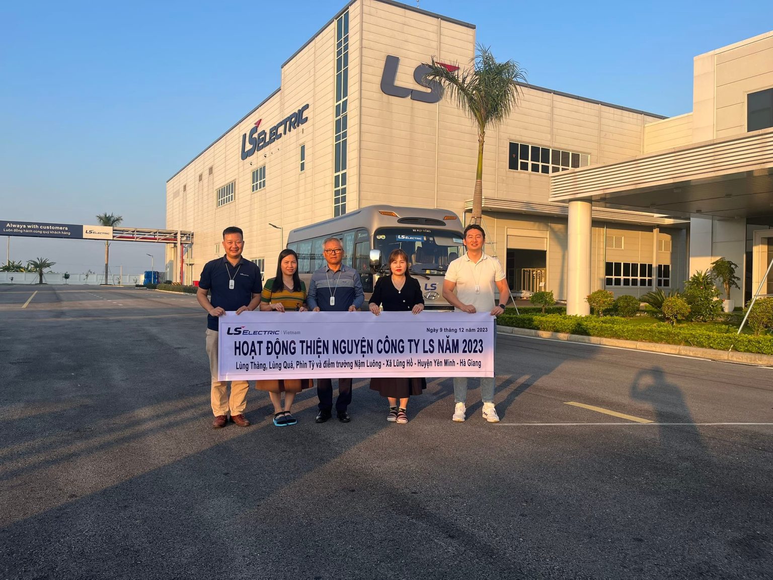 LS ELECTRIC VIETNAM WITH CSR ACTIVITIES IN HA GIANG